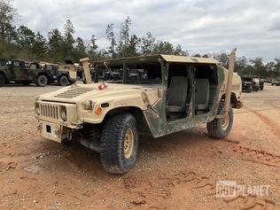 AM General M1151A1 Humvees transport quote to Mena, AR. VeriTread Load ...