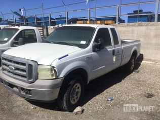 Ford F250 Trucks - Pickup transport quote to Los Angeles, CA. VeriTread ...