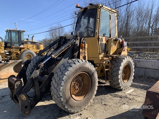Cat IT12F Wheel Loaders transport quote to Pittsfield, NH. VeriTread ...