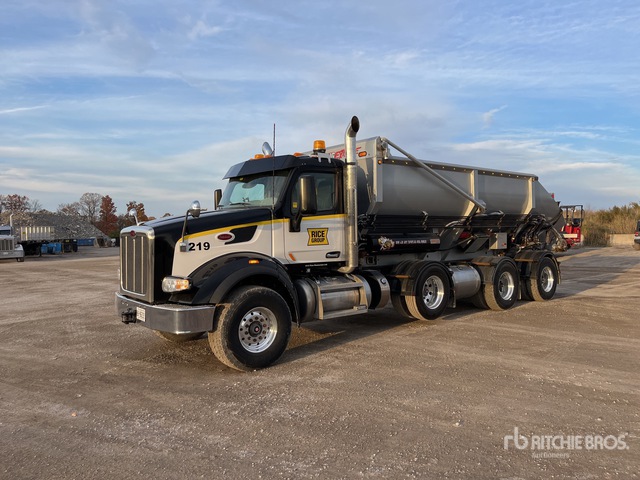 Soil-King Extreme XTR 25 on 2019 Peterbilt 567 8x4 Stone Spreader Truck ...