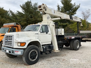 Ford F800 Trucks - Boom transport quote to Springfield, KY. VeriTread ...