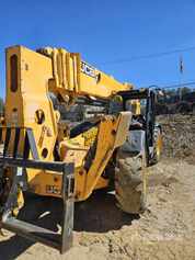 JCB 51056 Telehandlers transport quote to O, TX. VeriTread Load 1976466