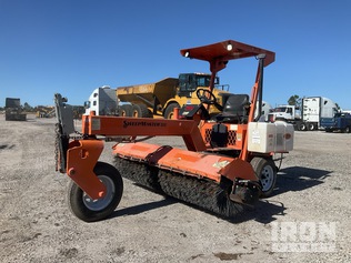 Lay-Mor SM300 Brooms & Sweepers transport quote to Palatka, FL ...