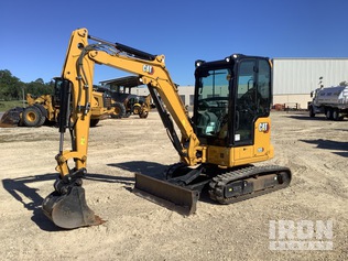Cat 303CR Excavators transport quote to Morrisville, NC. VeriTread Load ...