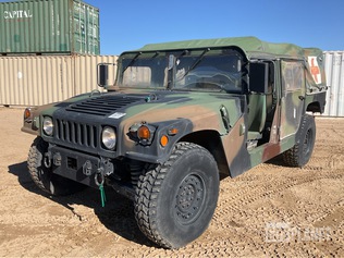 AM General M1035A2 Humvees transport quote to Rochester, MN. VeriTread ...