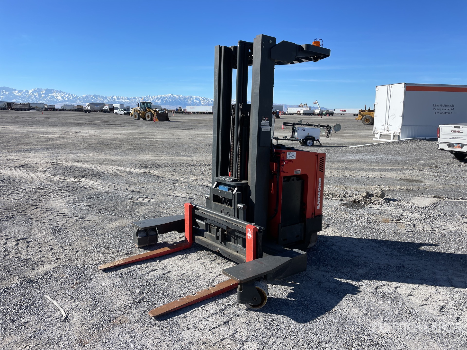 Raymond 4500 lb Electric Forklift General Freight transport quote to ...