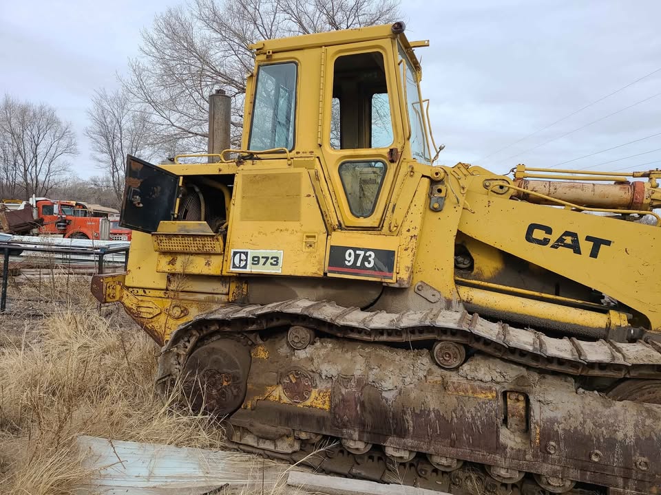 Caterpillar 973 Crawler Loaders transport quote to Cheyene, WY ...