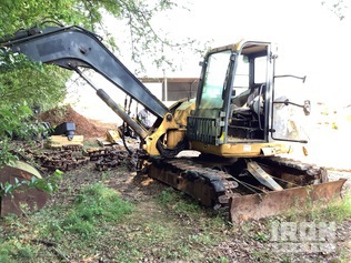John Deere 85D Excavators transport quote to Brookshire, TX. VeriTread ...