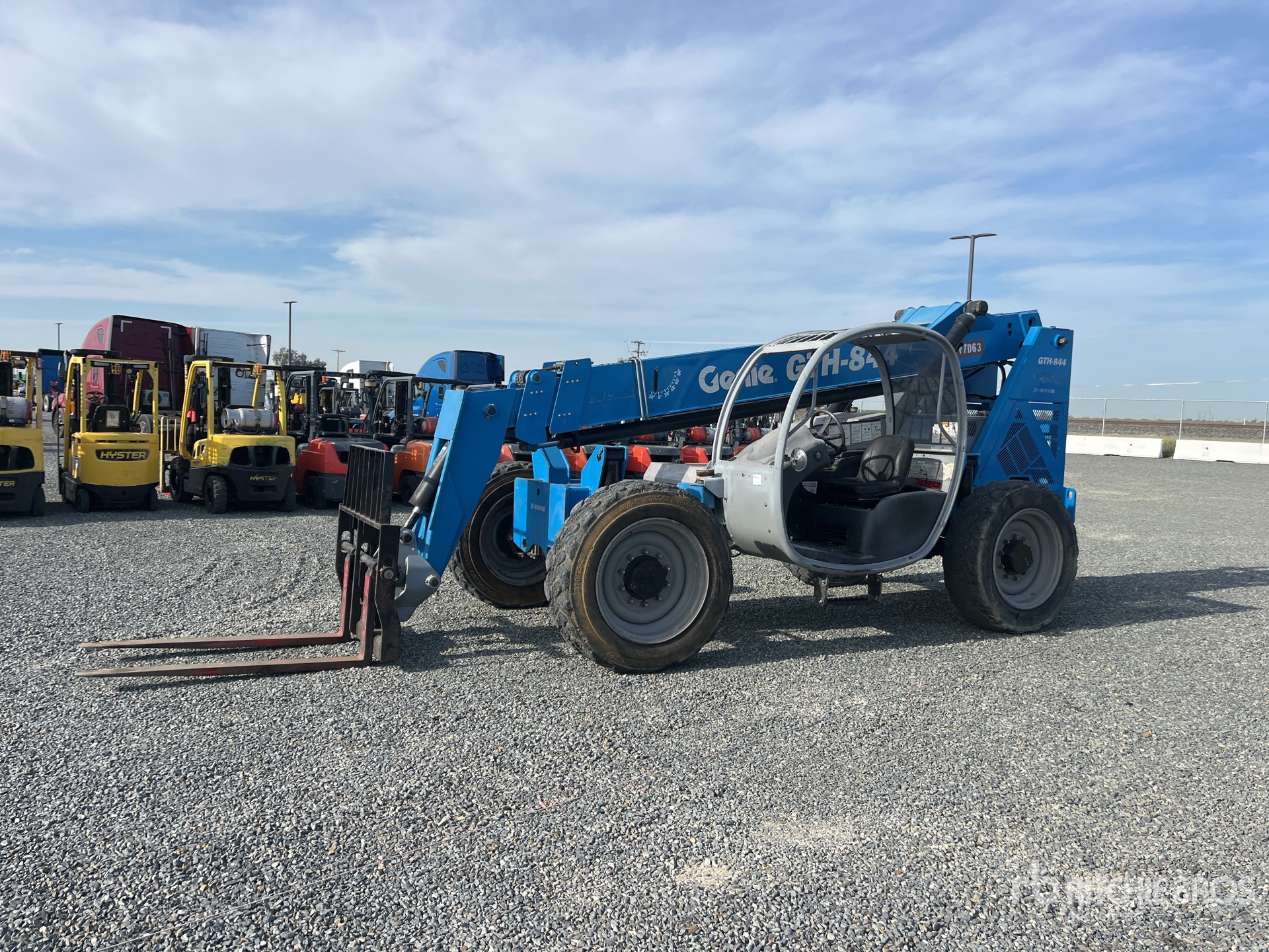 2008 Genie GTH-844 Telehandler General Freight transport quote to ...