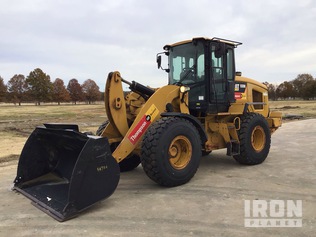Cat 930M Wheel Loaders transport quote to Cecil, AR. VeriTread Load 1586890