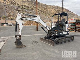 Bobcat E35M Excavators transport quote to Ojai, CA. VeriTread Load 1521898