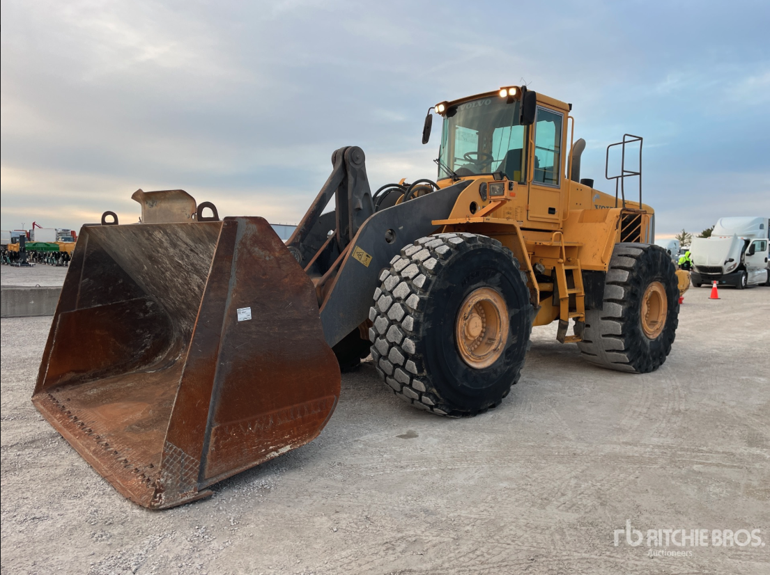 Volvo L220E Wheel Loaders transport quote to Deerfield, OH. VeriTread ...