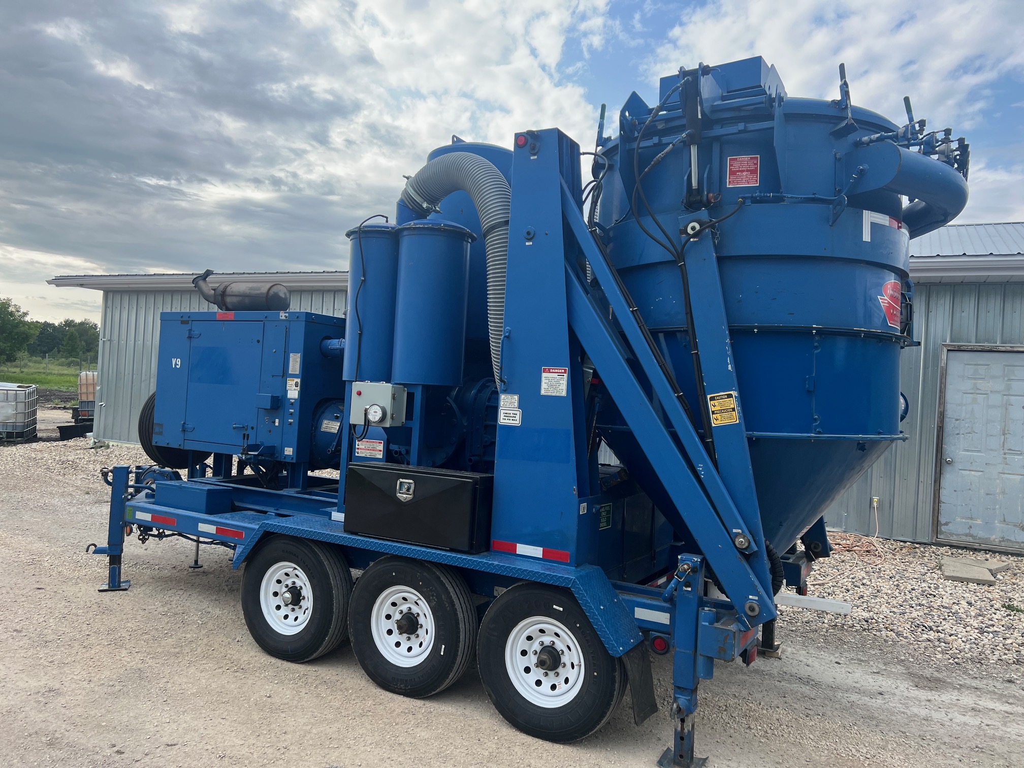 Industrial Vacuum T/A Vac System Trailers - Pneumatic Bulk transport ...