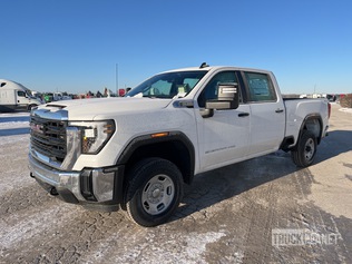 GMC Sierra2500HD Trucks - Pickup transport quote to Harrisburg, IL ...