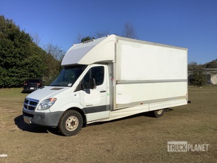 Dodge Sprinter Trucks - Cargo transport quote to Houston, TX. VeriTread ...