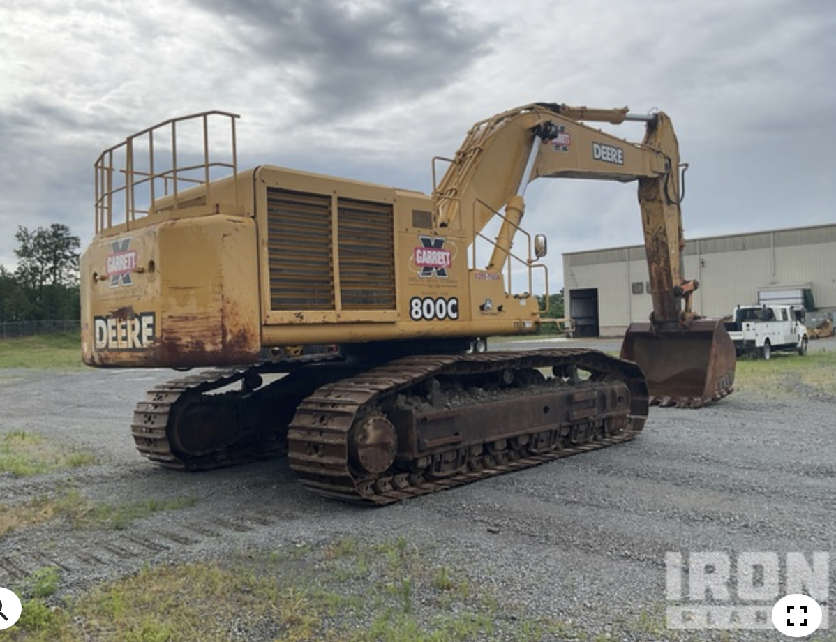 John Deere 800C Excavators transport quote to Camarillo, CA. VeriTread ...