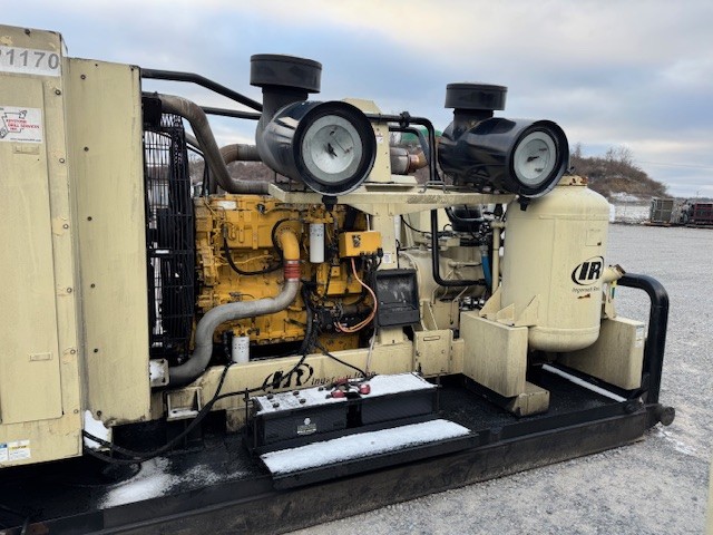 Quantity of (2)- Air Compressor with Engines General Freight transport ...