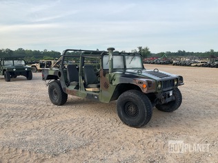AM General M1035A2 Humvees transport quote to Walker, LA. VeriTread ...