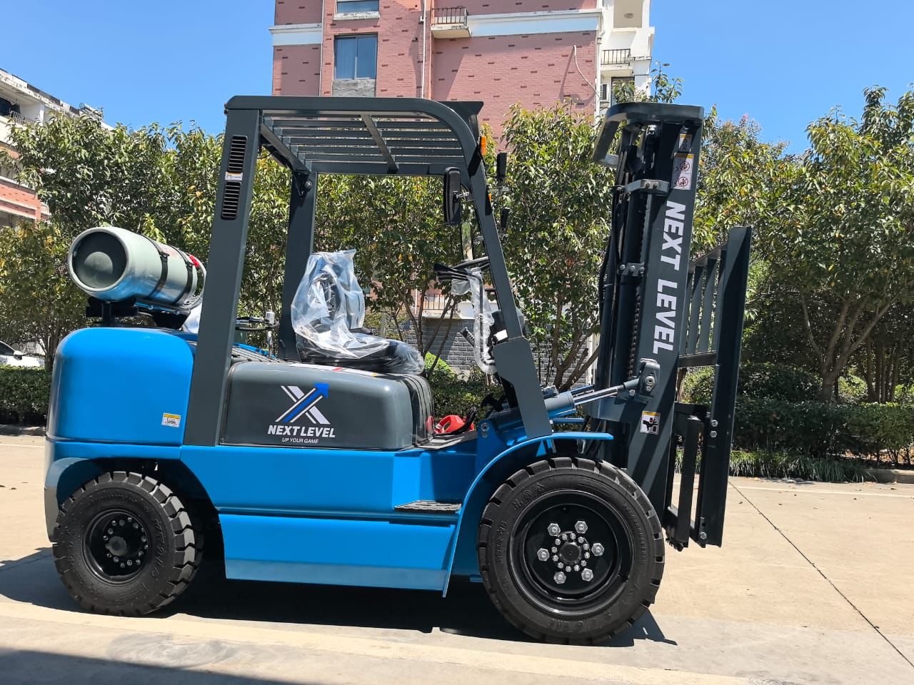 Forklift General Freight transport quote to Danvers, MA. VeriTread Load ...