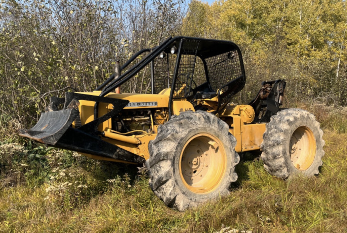 John Deere 440 Series A Skidders transport quote to Manitowaning, ON ...