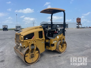 Cat CB36B Compactors transport quote to Leander, TX. VeriTread Load 1433585