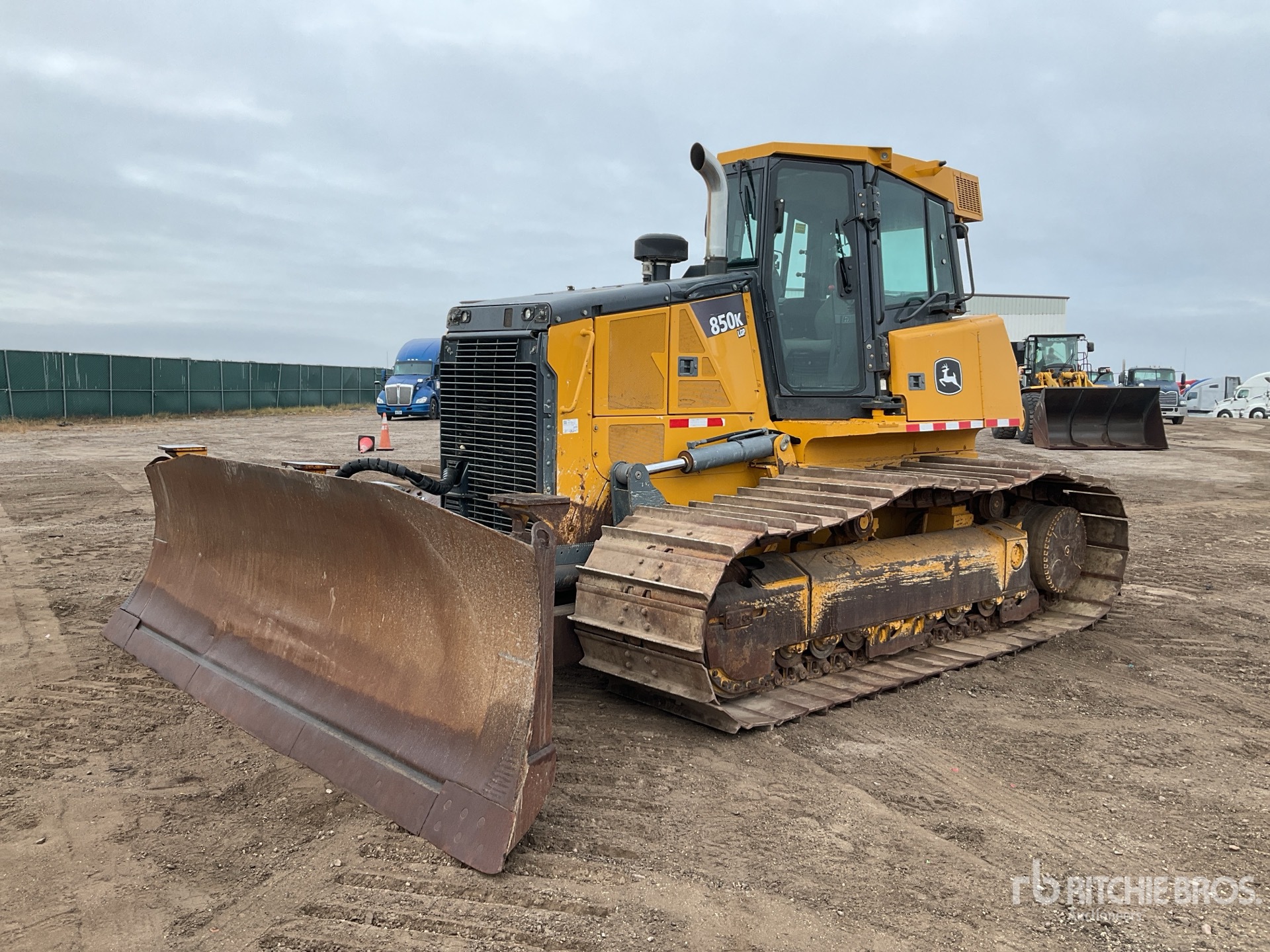 2014 John Deere 850K LGP Crawler Dozer General Freight transport quote ...
