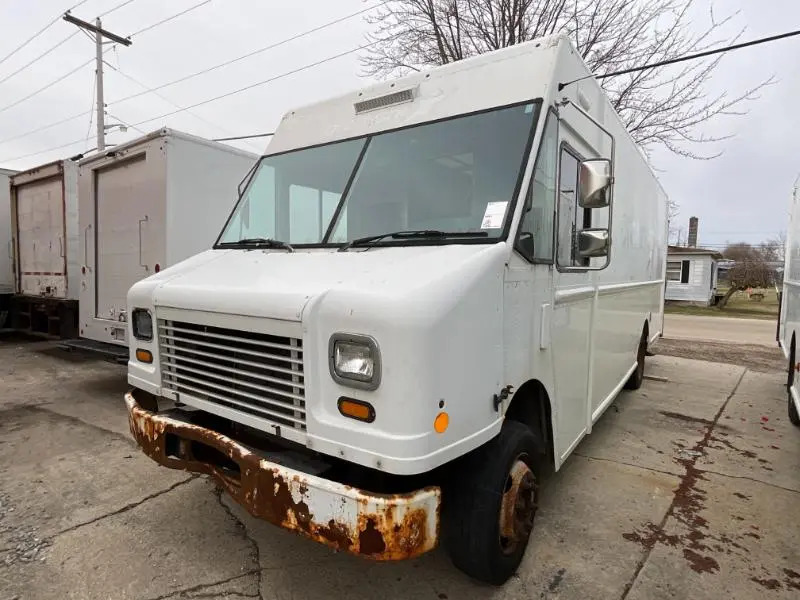 Workhorse P30 Step Trucks - Cargo transport quote to Columbus, OH ...