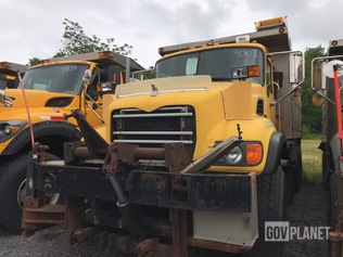 Mack CV700 Trucks - Snow Plow transport quote to North Chesterfield, VA ...