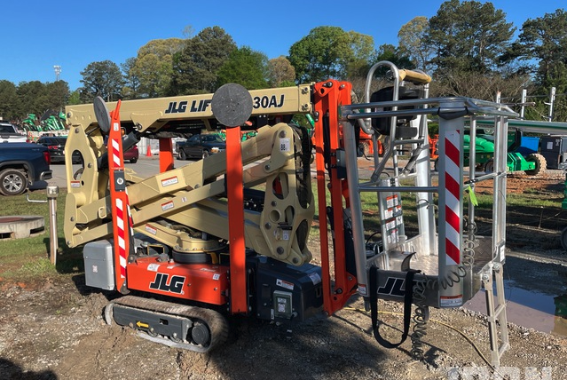 JLG X430AJ General Freight transport quote to Bolingbrook, IL ...