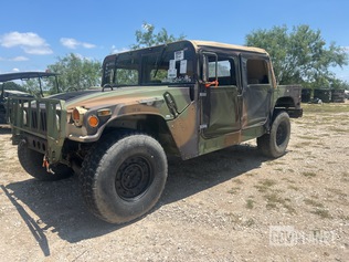 AM General M1097 Humvees transport quote to North Port, FL. VeriTread ...