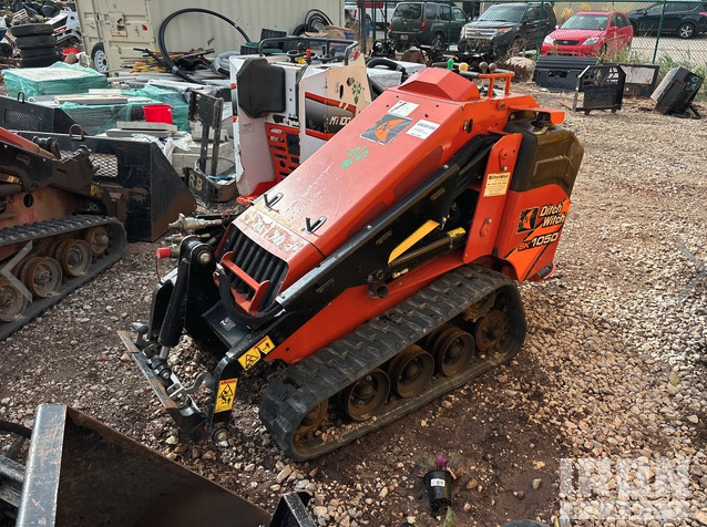 Ditch Witch sk1050 Skid-Steer Loaders transport quote to Little Falls ...