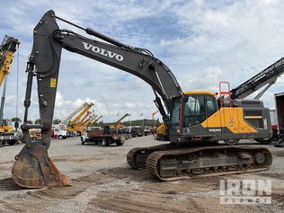 Volvo EC380EL Excavators transport quote to Fort Myers, FL. VeriTread ...