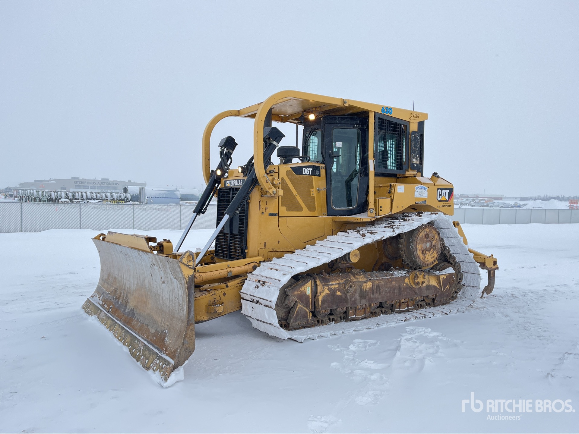 Caterpillar D6TLGP Crawler Tractors transport quote to Brandon, MB ...