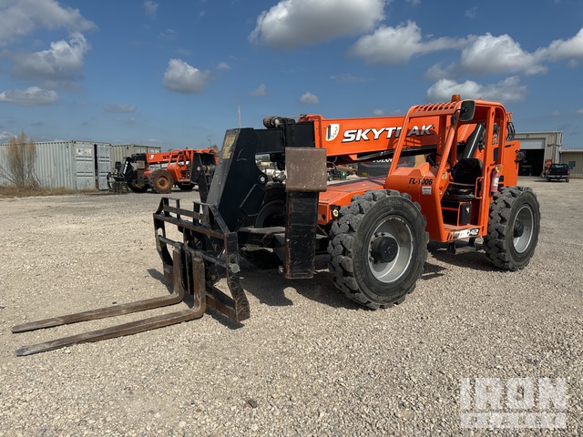 JLG 10042 Telehandler General Freight transport quote to Brookings, SD ...