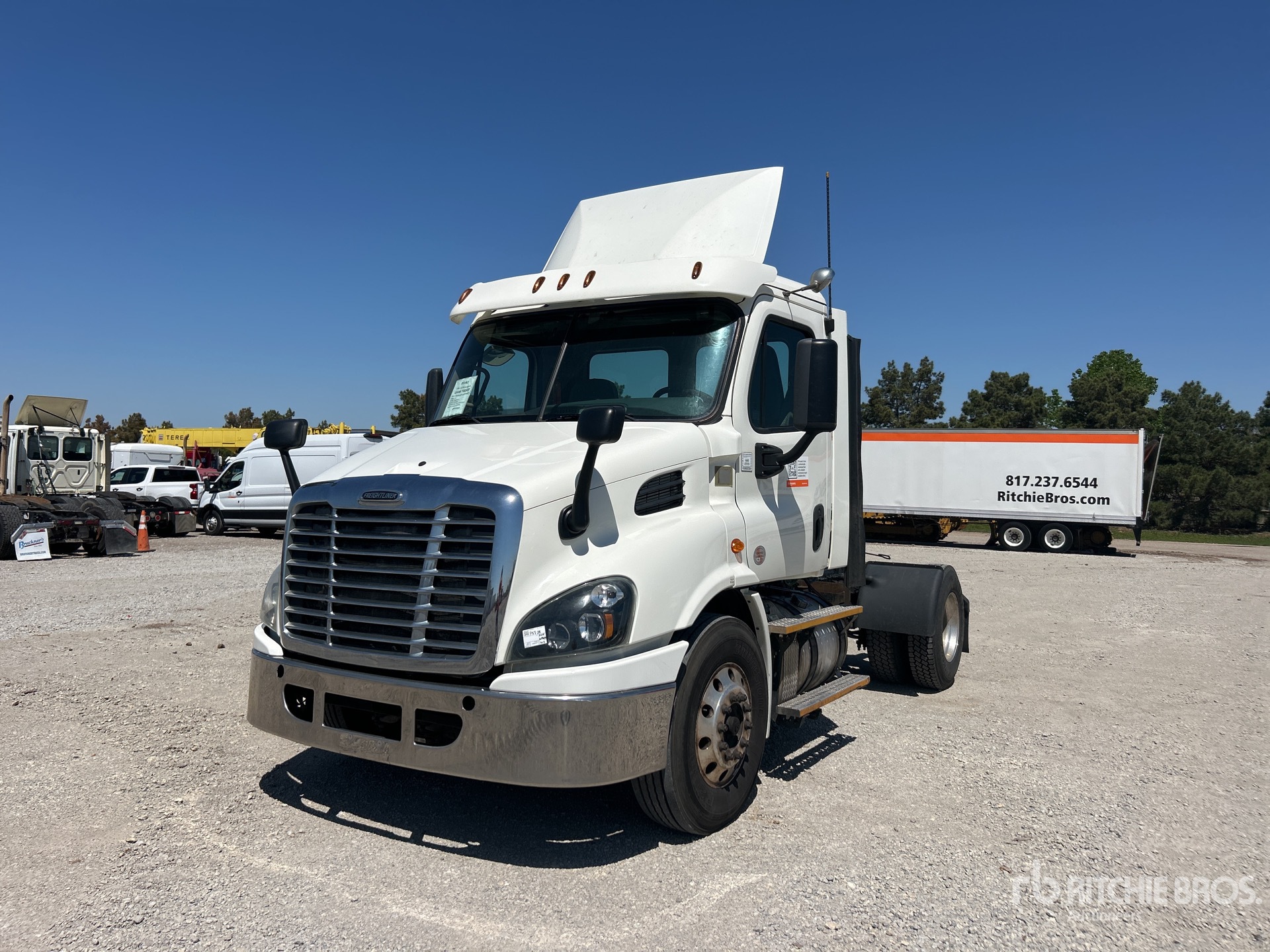 Freightliner Cascadia 113 4X2 Trucks - Utility transport quote to ...