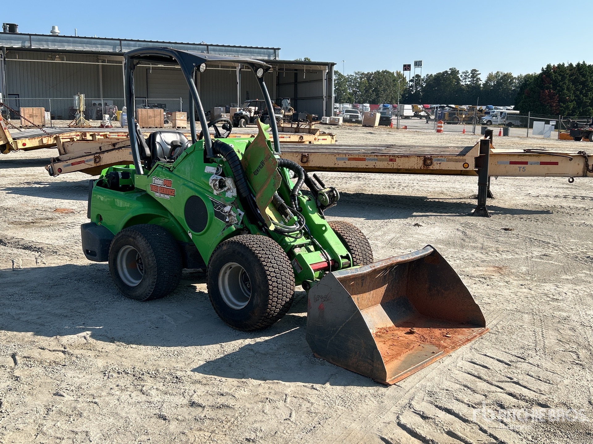 2022 Avant 635 Mini Wheel Loader (Inoperable) General Freight transport ...