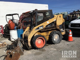 Cat 246 Skid-Steer Loaders transport quote to Mission, TX. VeriTread ...