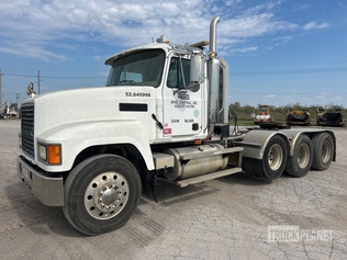 Mack CH613 Trucks - Conventional Tractor transport quote to Greenville ...