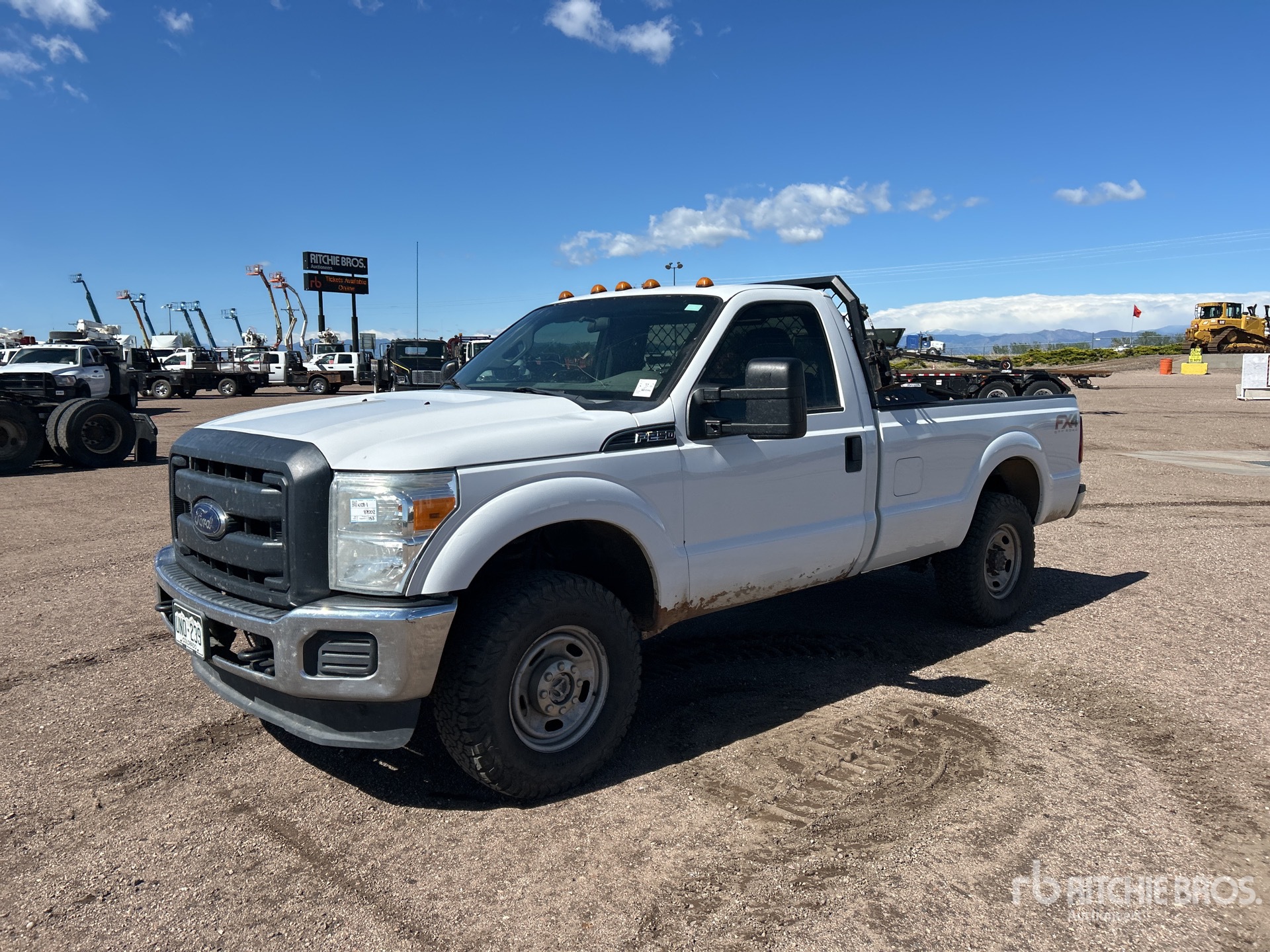 Ford F250 Single Cab 2WD Trucks - Pickup transport quote to Edinburg ...