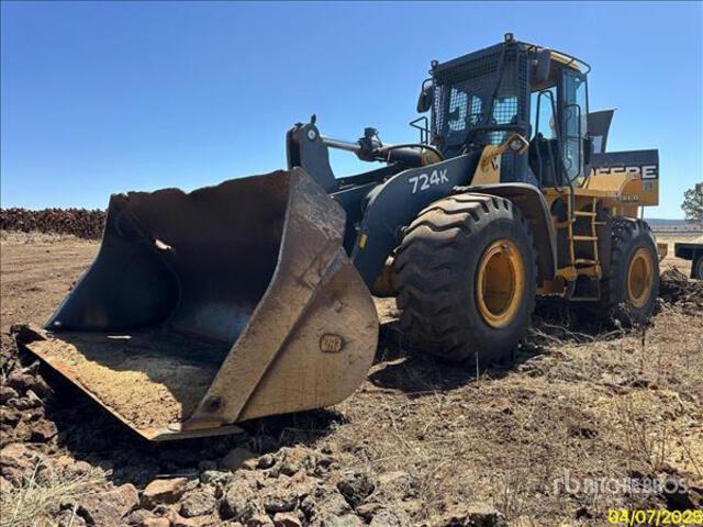 John Deere 724K Wheel Loaders transport quote to Las Vegas, NV ...
