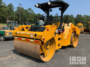Cat CB54 Compactors transport quote to Brandon, FL. VeriTread Load 1866284