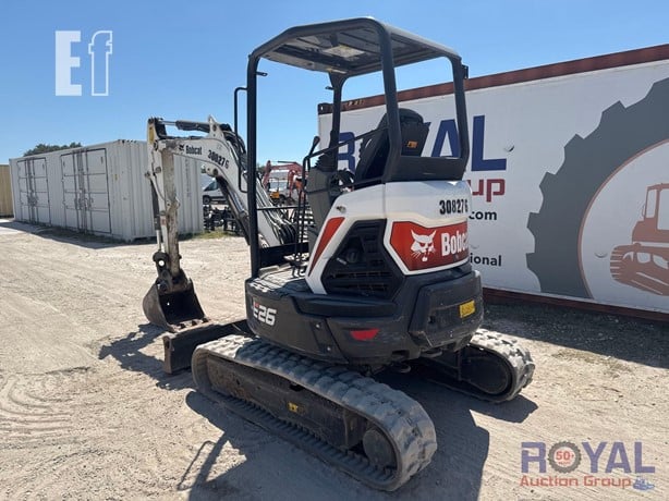 Bobcat E26 Mini Excavators transport quote to Ashland, WI. VeriTread ...