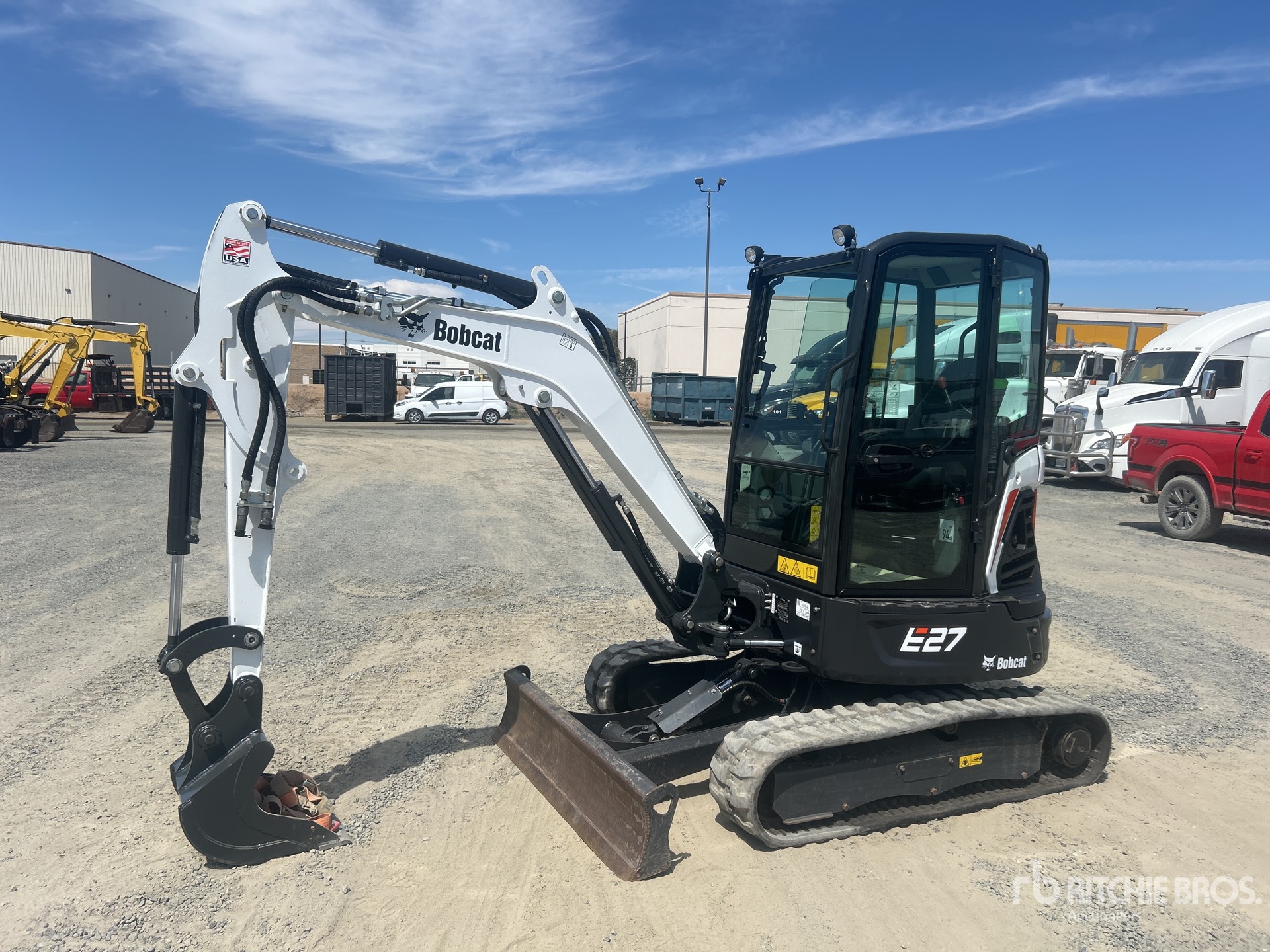 Bobcat E26 Mini Excavators transport quote to Grass Valley, CA ...