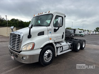Freightliner Cascadia113 Trucks - Conventional Tractor transport quote ...