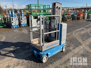 Genie GR20 Forklifts - Pneumatic Tire transport quote to Chambersburg ...