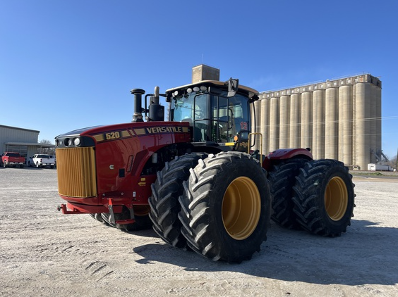 Versatile 520 Farm Tractors transport quote to Rockford, IL. VeriTread ...