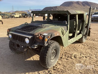 AM General M1151A1 Humvees transport quote to Littlerock, CA. VeriTread ...