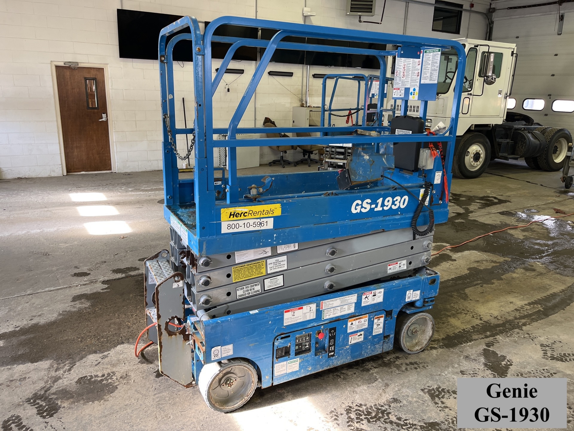 Genie GS1930 Aerial Work Platforms transport quote to Milford, CT ...