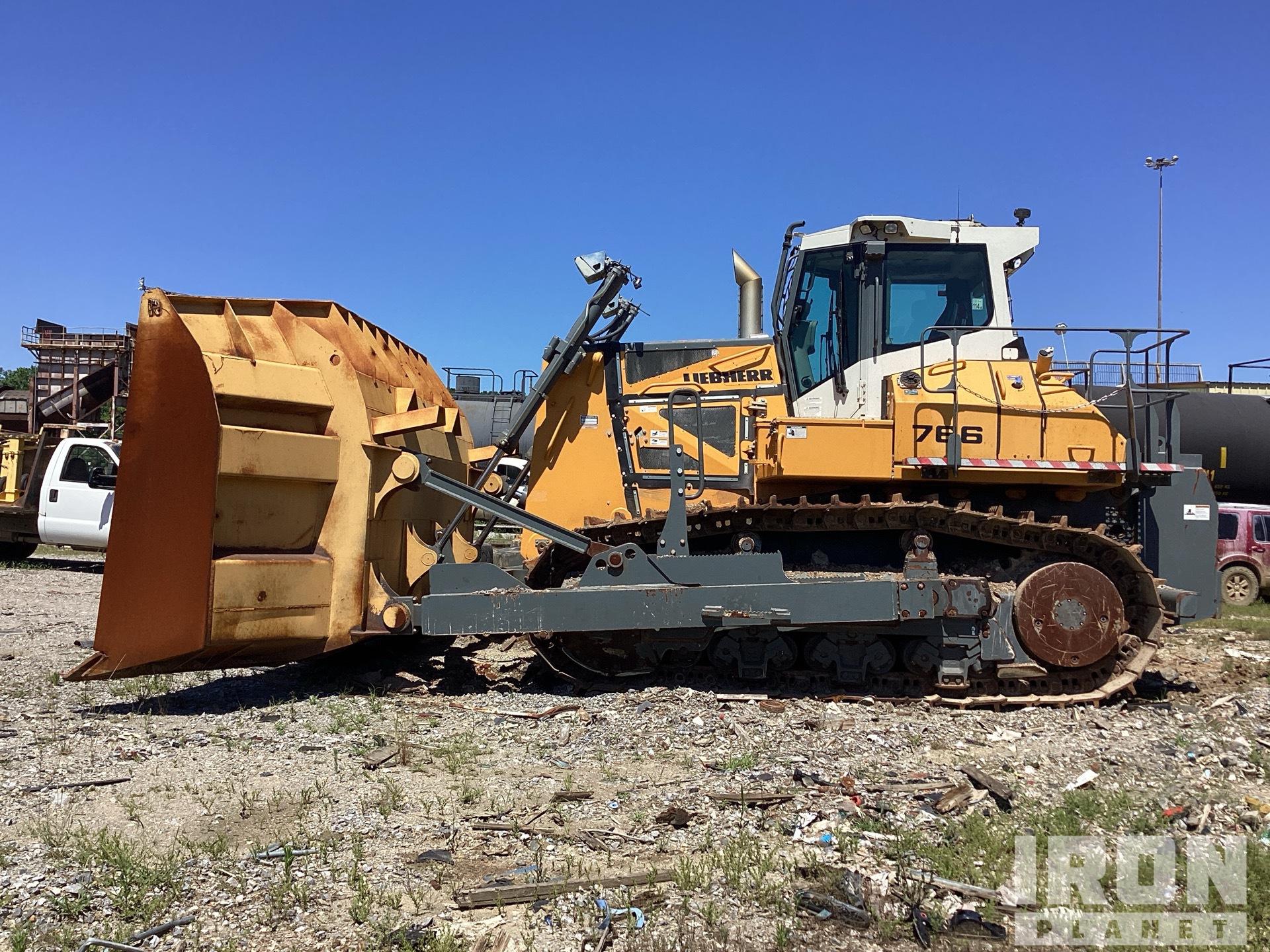 Liebherr PR766 Crawler Tractors transport quote to Jacksonville, FL ...
