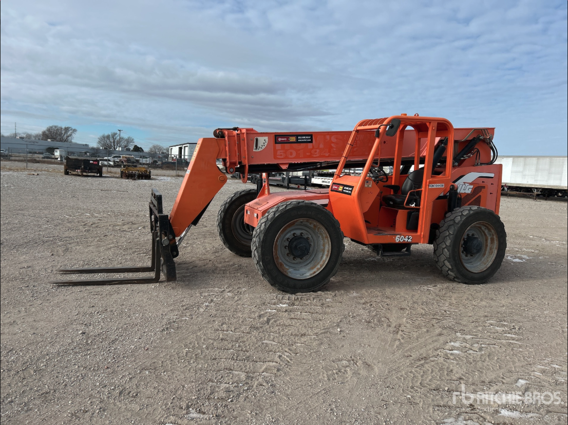 Sky Trak 6042 Telehandlers transport quote to Chicago, IL. VeriTread ...